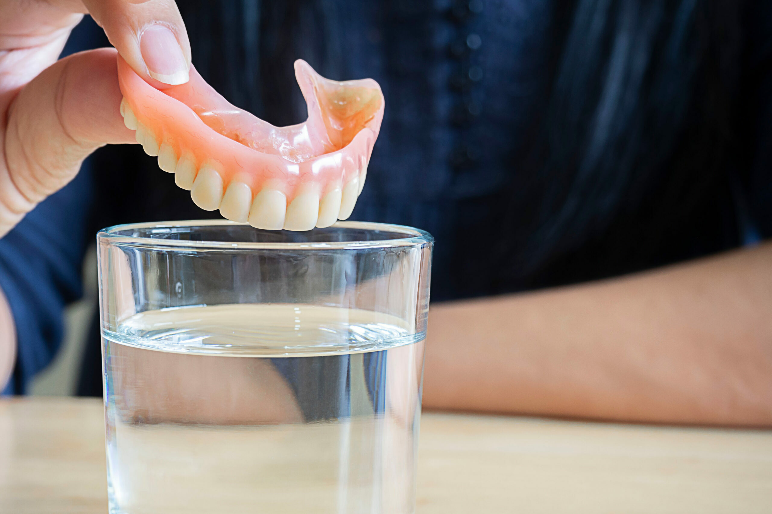 Signs You Need a Denture Replacement - Great Lakes Dentures and Implants